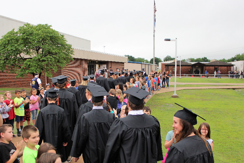 Sperry Public Schools - Seniors Walk to Auditorium Amid Cheers From ...
